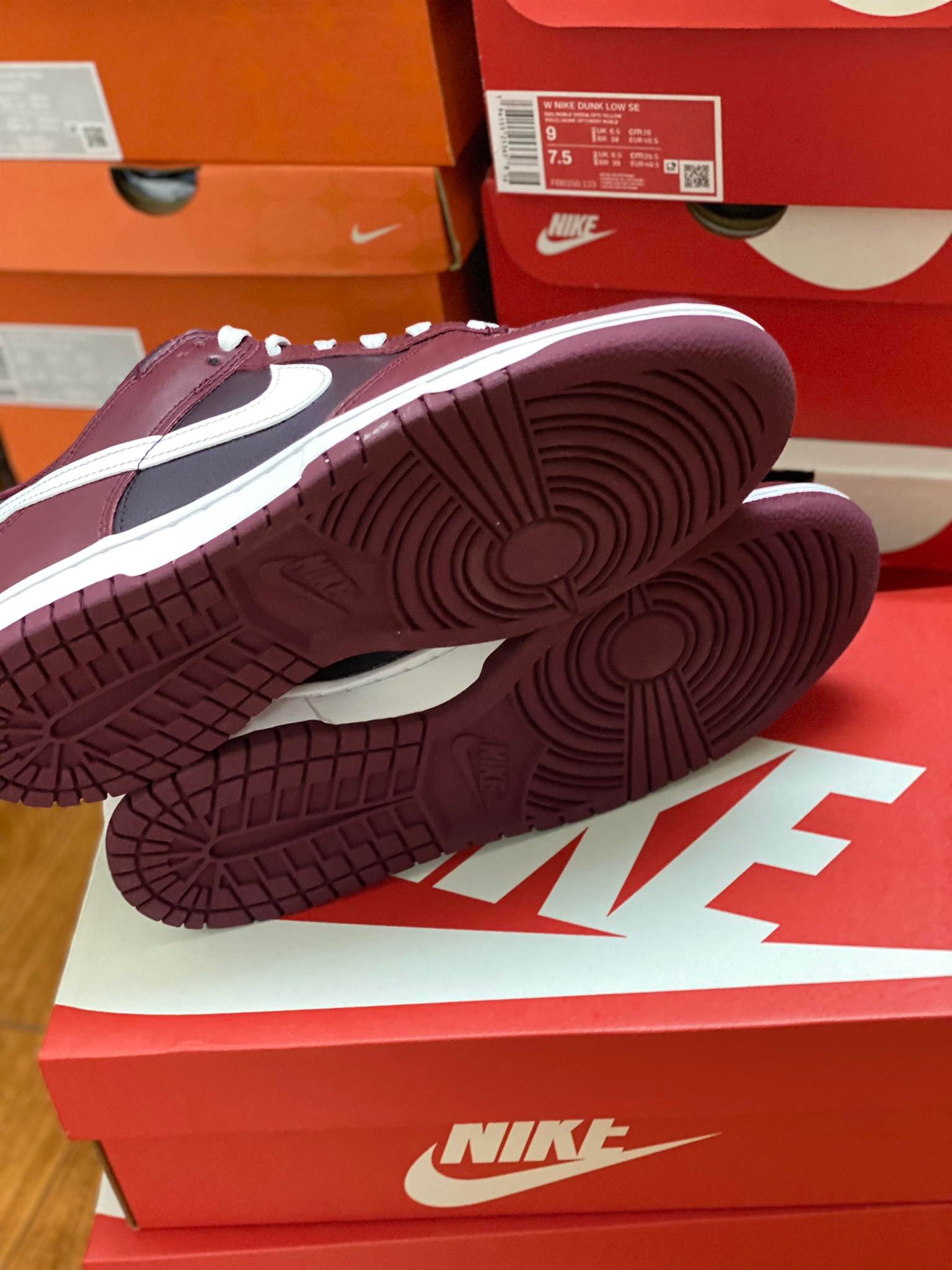Dunk Low Dark Beetroot DJ6188-600